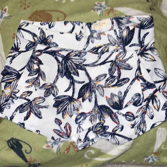 Tea n Cup | Shorts | Tea Cup Floral Shorts Adorable And Comfy | Poshmark